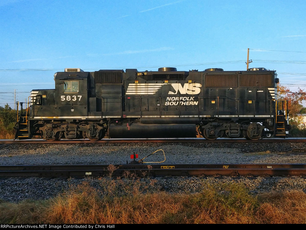 Norfolk Southern 5837, GP38-3